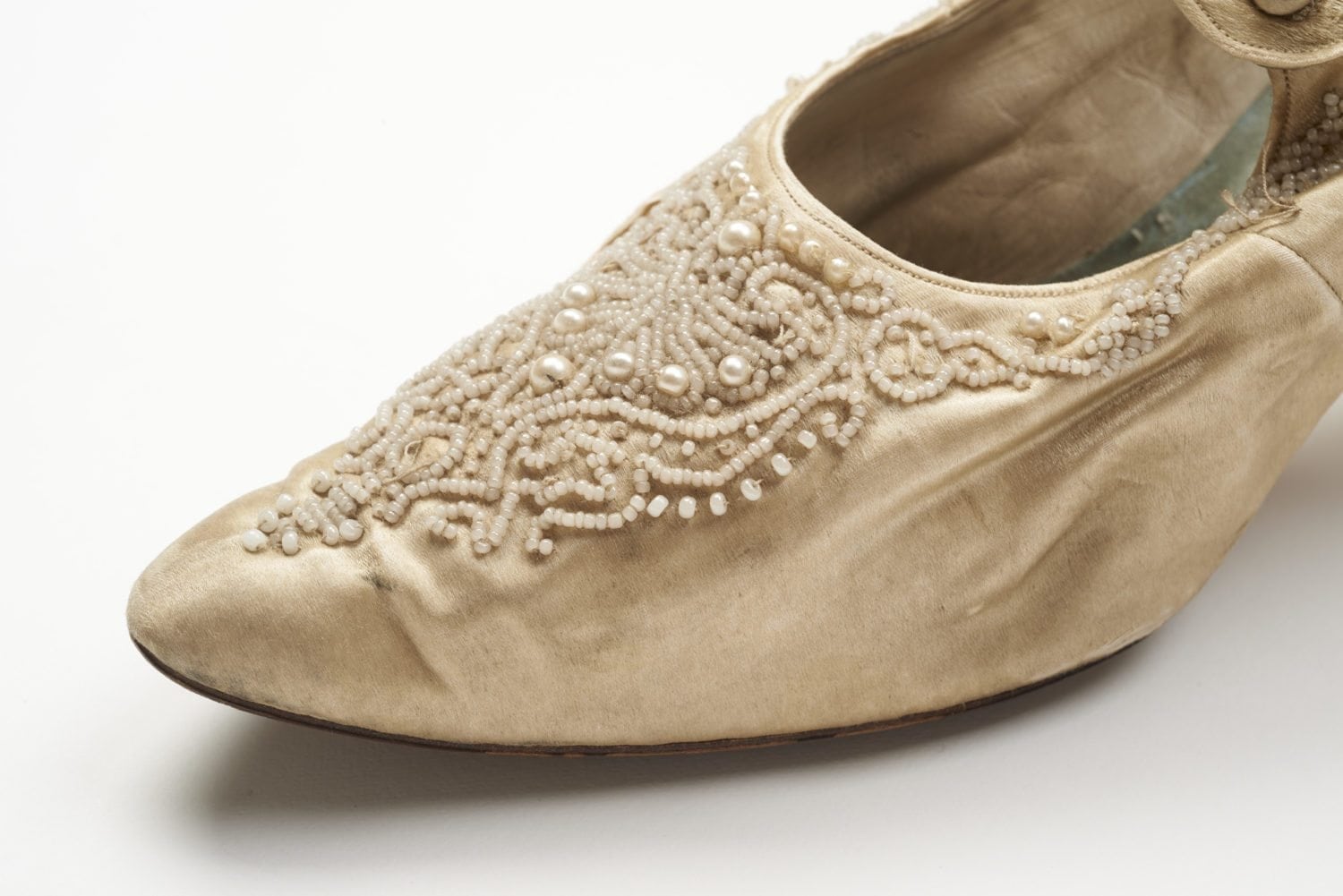 Visit our Embellishment in Fashion Exhibition | Royal School of Needlework