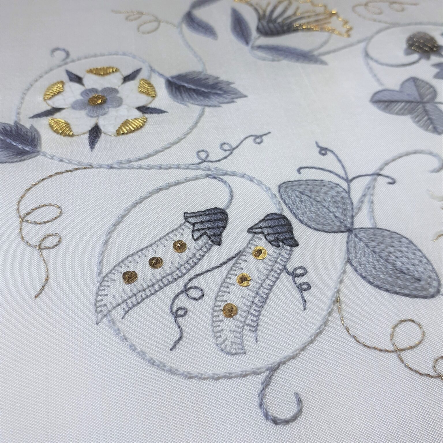 RSN Exclusive English Garden by Jessica Ingram - Royal School of Needlework