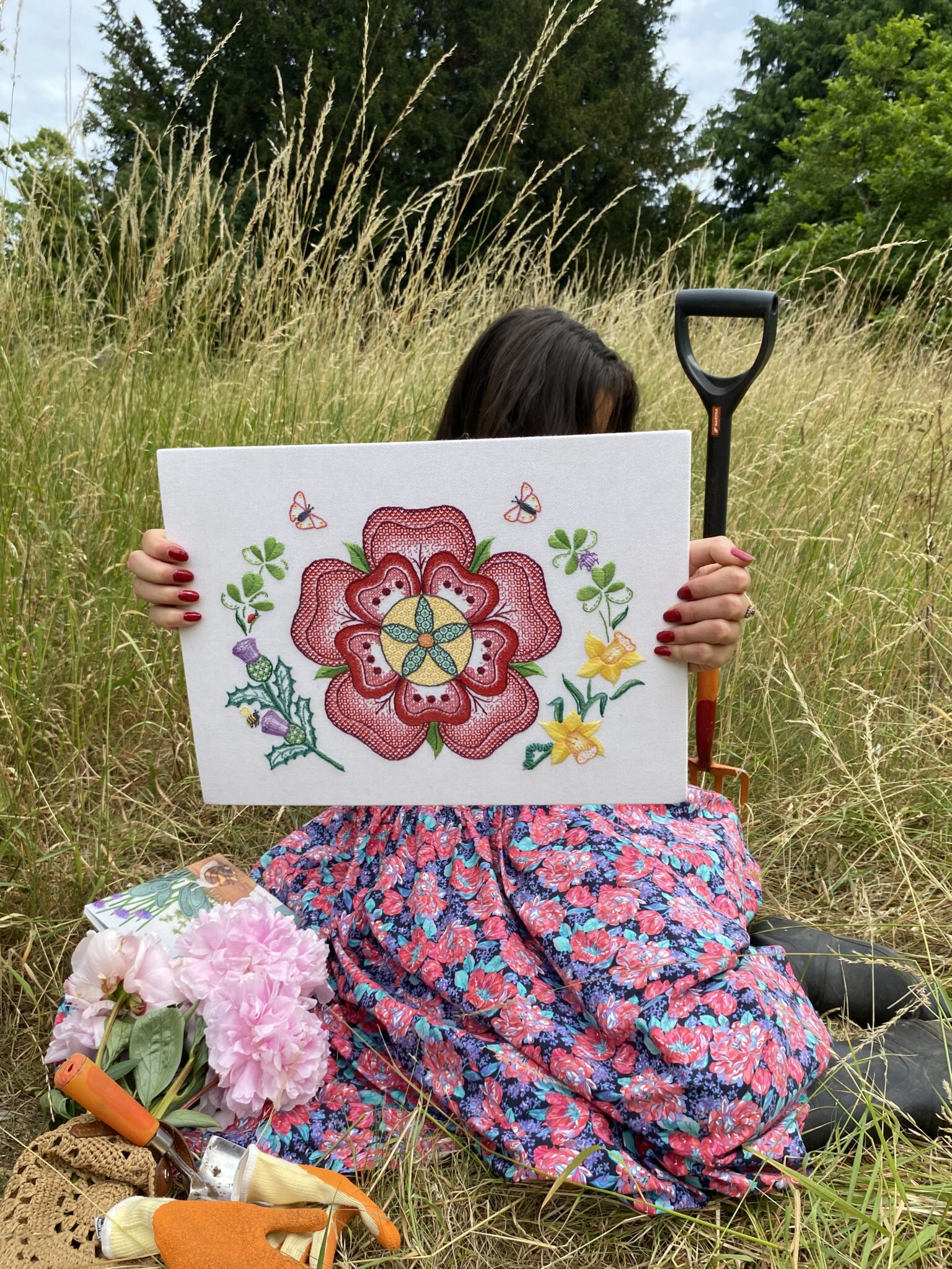 RSN Studio: The Nation’s Garden Embroidery Kit- Flower Emblems from the ...